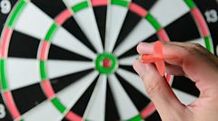A beginner’s guide to darts jargon - BBC Bitesize