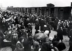 The Holocaust, 1939 - 1945 - World War Two and the Holocaust - KS3 ...
