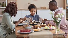 Why ‘social eating’ could help beat loneliness - BBC Food