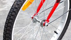 What is a wheel and axle mechanism? - KS1 - BBC Bitesize