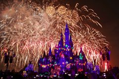 Five twinkling facts about fireworks - BBC Bitesize