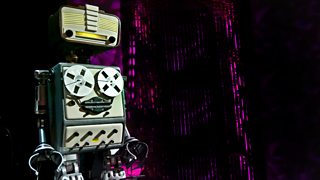 BBC Radio 4 - The Hitchhiker's Guide to the Galaxy - Arthur Dent