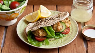 How to incorporate cooking and baking into your child’s day - BBC Bitesize