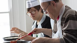 How people learn to cook without reading - BBC Food