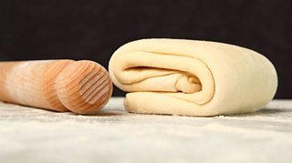 The science of baking - BBC Bitesize