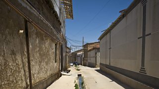 Refugees and asylum seekers - BBC News