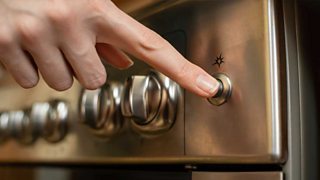 Cooking safely with heat - KS2 - BBC Bitesize