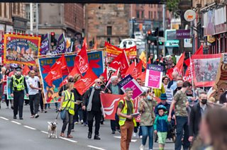 How do trade unions exert influence in Scotland? - BBC Bitesize