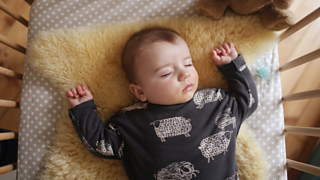 Tiny happy people – parents of 0-3 year olds - CBeebies Parenting