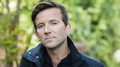 Dean Lennox Kelly plays PC Ian Hargrave - Media Centre