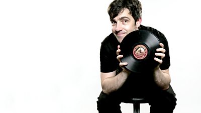 Oscar Sings - Media Centre