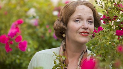 Mapp and Lucia: Character Biogs - Media Centre