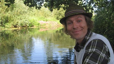 Mr Bloom: Here and There - CBeebies - BBC