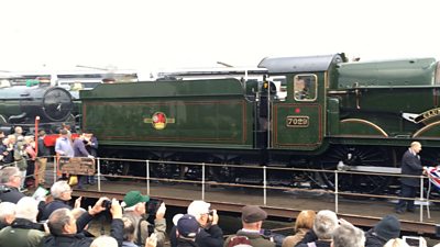 Recreated Talisman steam engine preparing for 300-mile tour - BBC News