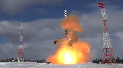 Test-launch footage of Russian ballistic missile Satan 2 - BBC News