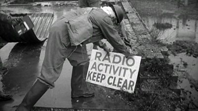 BBC Archive 1951: Atomic bomb drill in Bristol - BBC