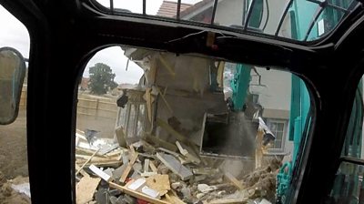 Digger man filmed himself wrecking Hertfordshire homes - BBC News