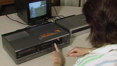 Camcorders: Editing video camera footage on VHS recorders - BBC
