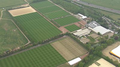 Arsenal's training ground opens to players for individual work - BBC Sport