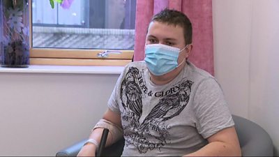 Covid in Scotland: Callum, 26, hospitalised after catching virus - BBC News