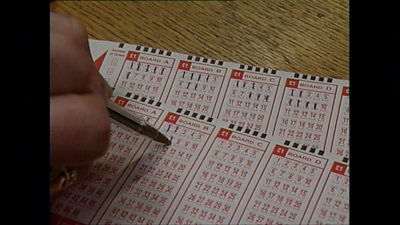 BBC Archive 1994: UK's first lottery draw - BBC