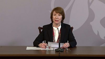 Covid-19 vaccine: 'Safety of the public always comes first' - BBC News