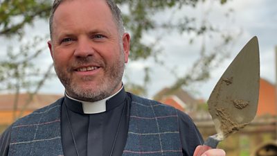 Kent chaplain's conversion from bricklaying to praying - BBC News