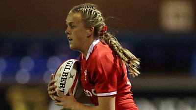 Hannah Jones: Professional deals will ‘make us better as a squad’ - BBC ...