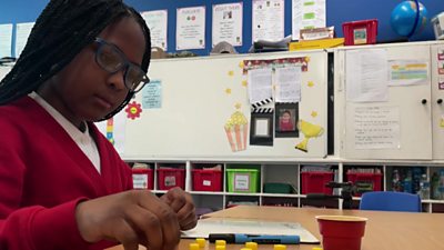 Meet the eight-year-old maths champ! - BBC Newsround