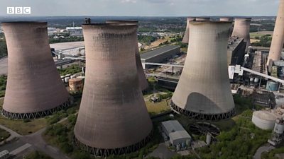 Fiddler's Ferry: Plans to demolish power station submitted - BBC News