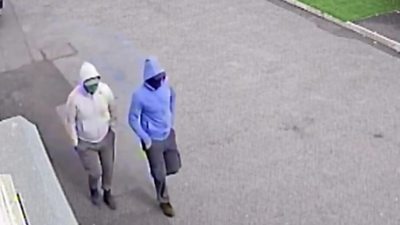 Sean Fox murder: CCTV of suspects released by police - BBC News