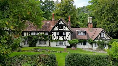 New Forest retreat used by Sir Arthur Conan Doyle for sale - BBC News