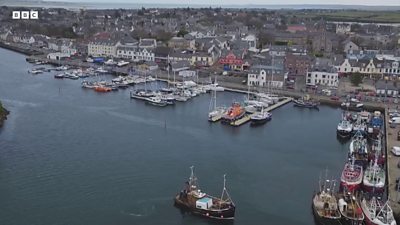 Bùth Murdo MacLean gu bhith a' dùnadh Disathairne - Naidheachdan a' BhBC