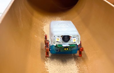 Leak-hunting 'pipebots' will help us save water - BBC News