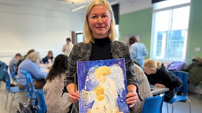 'Art helped me cope with trauma of Ukraine war' - BBC News