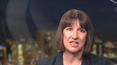 Rachel Reeves: Labour's green plan will have a slower start - BBC News