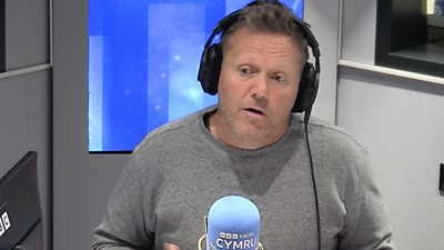 Haf Dan Glo: Stori Mali Elwy - BBC Cymru Fyw