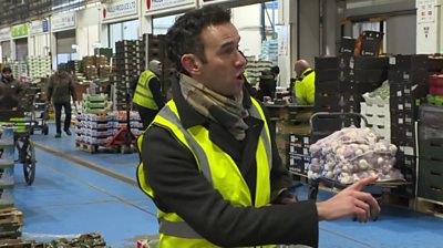 'I don't work here!' - BBC reporter Ben Boulos interrupted on air - BBC ...