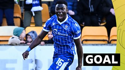'Sensational from Adam Sidibeh' - acrobatic St Johnstone goal - BBC Sport