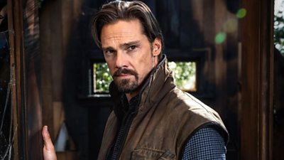 The Ridge cast on the new psychological thriller - "A spooky and wild ...