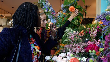 Retail - Functional Skills English (Levels 1 and 2) - BBC Bitesize