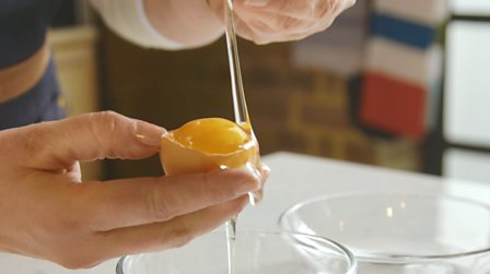 How to separate eggs - BBC Food