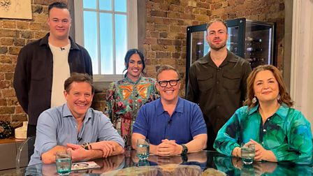 Creamy chicken pie recipe - BBC Food