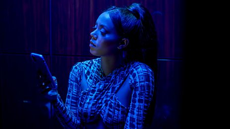 Mood - Series 1: 4. Get That Schmoneyyy - Audio Described - BBC iPlayer