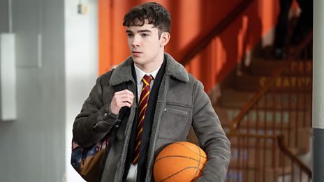 Waterloo Road - Series 13: Episode 2 - Audio Described - BBC iPlayer