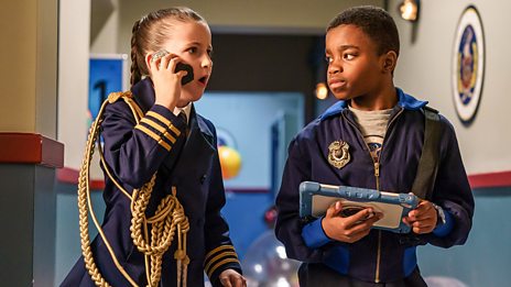 Odd Squad - Series 5 - UK HQ: 23. Should Odd Acquaintance Be Forgotten, Part 1 - BBC iPlayer