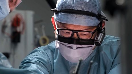 Surgeons: At the Edge of Life - Series 8: 5. The Price We Pay - BBC iPlayer