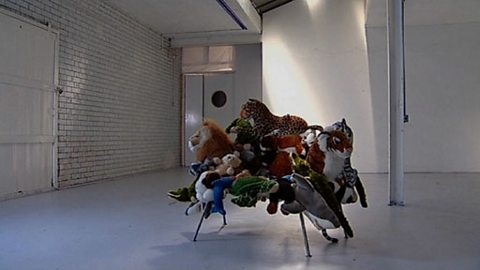 BBC Two - Bitesize Primary, Art and Design 2, Designing, Puppet making ...