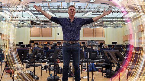 BBC News - Click, Gaming Prom and Summer Gadgets, Tech turns spectacles ...