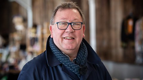 BBC One - Bargain Hunt - Tim Weeks